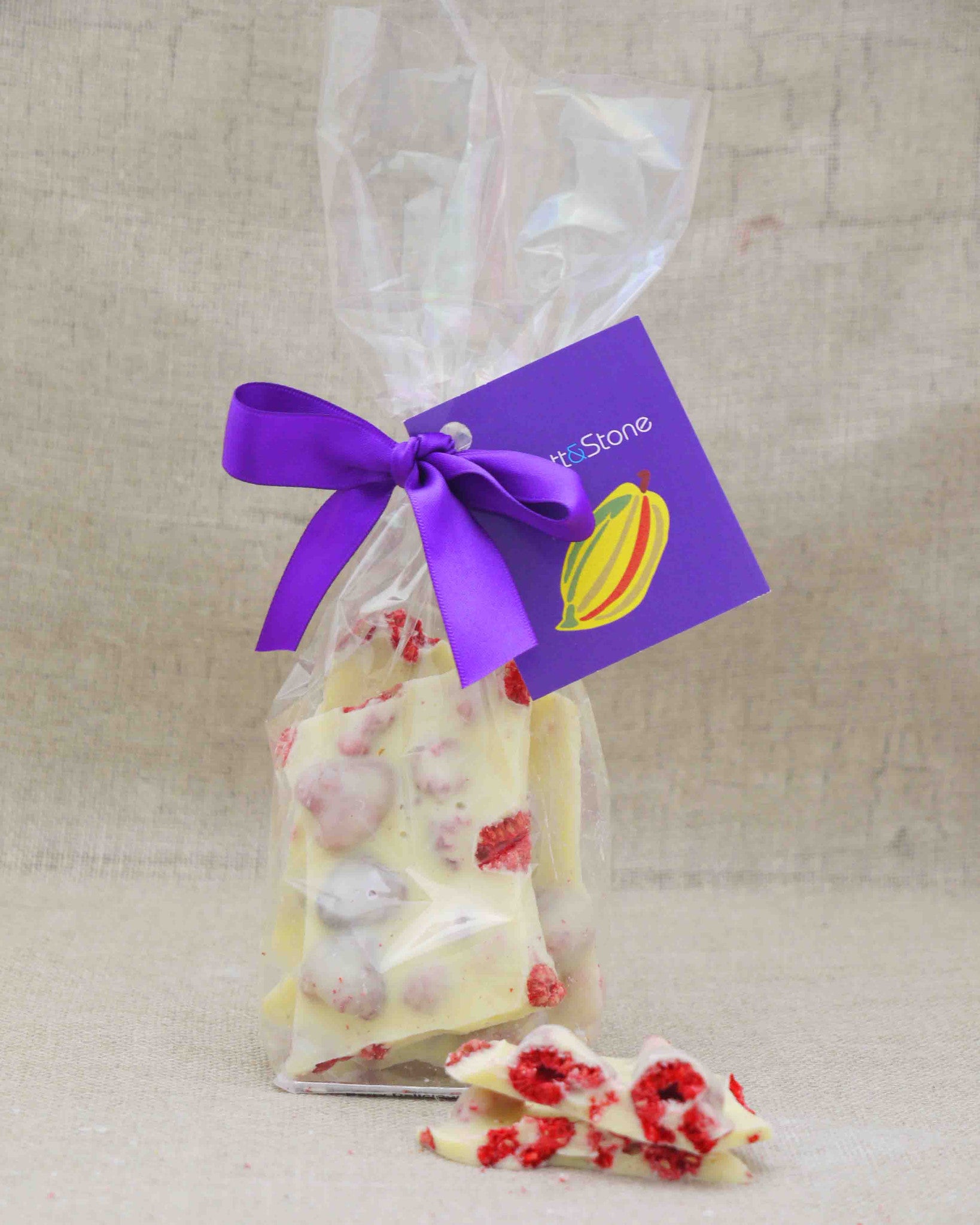Handmade White Chocolate Berry Delicious Shards – Gorvett & Stone